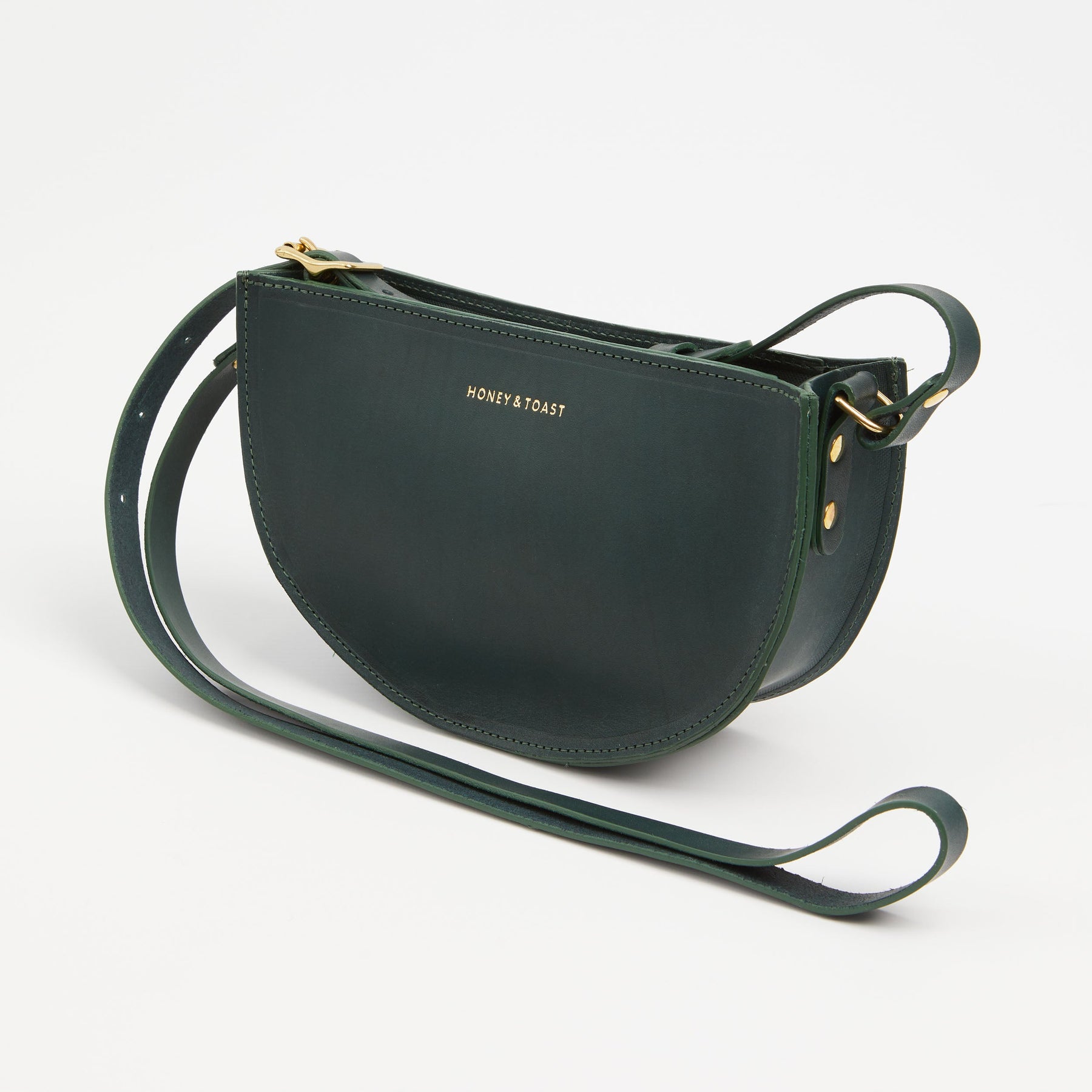 Half moon bag pine