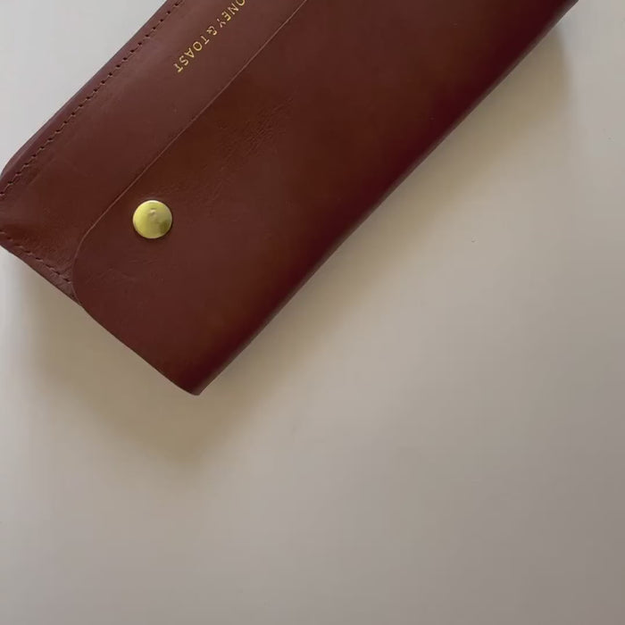 Flora purse conker